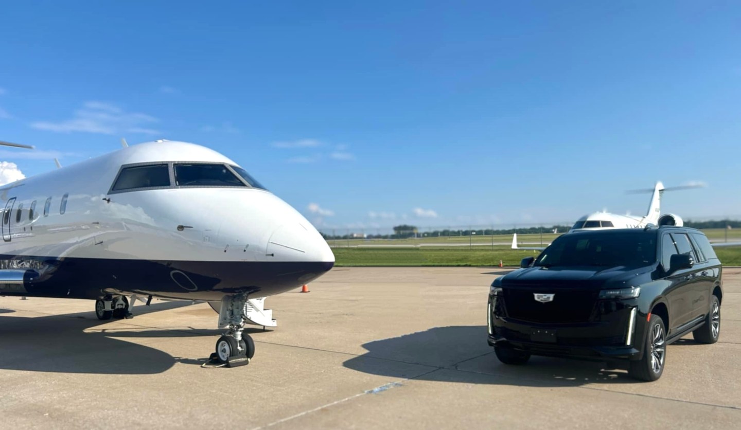 Luxury Fleet – StL Crew Shuttle